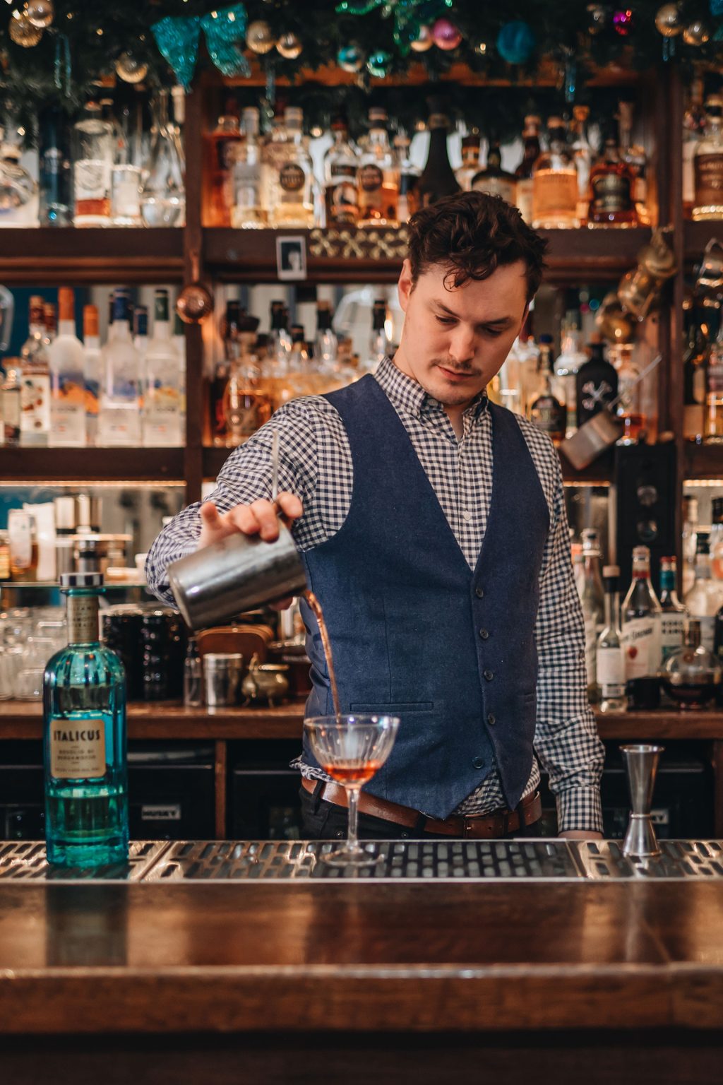 Home - The Curious Cat Bar